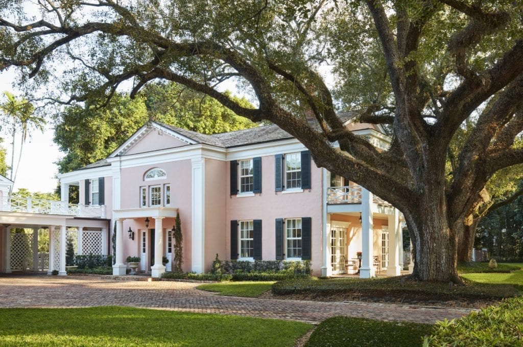 The Prettiest Pink Home in Florida - The Glam Pad