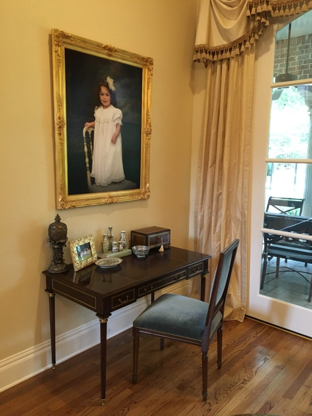 a-glamorous-yet-kid-friendly-dallas-home-the-glam-pad