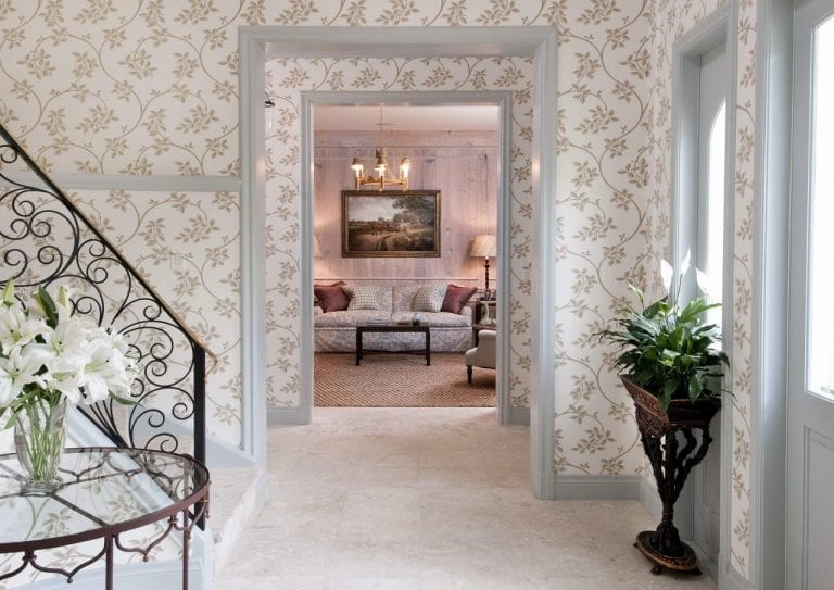 A Florida Classic by Leta Austin Foster - The Glam Pad
