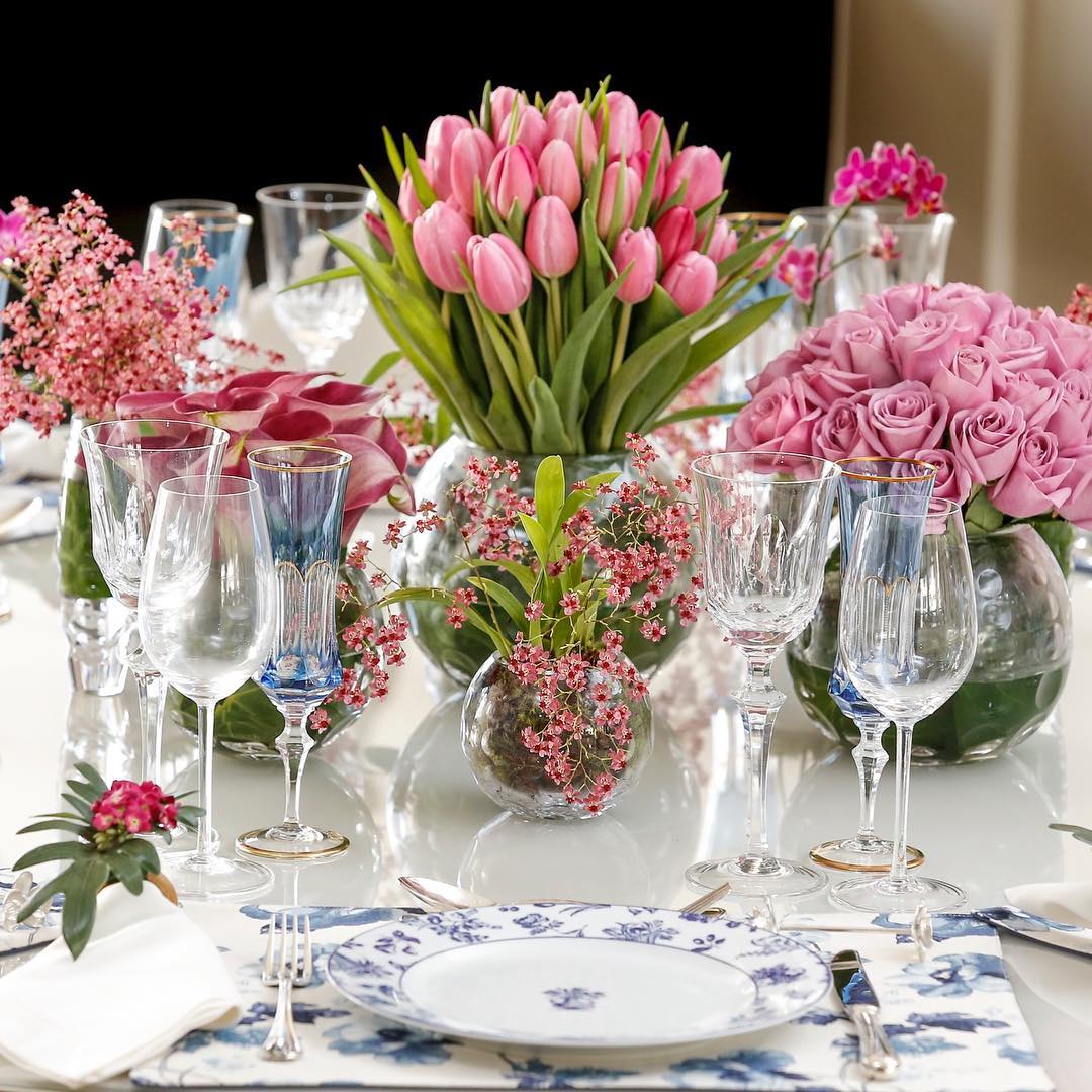 Spring and Easter Tablescape Ideas - The Glam Pad