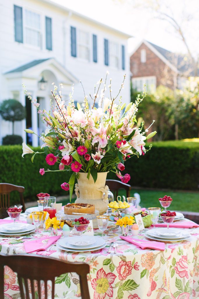 timothy-corrigan-easter-tablescape-outdoors-al-fresco-peeps - The Glam Pad