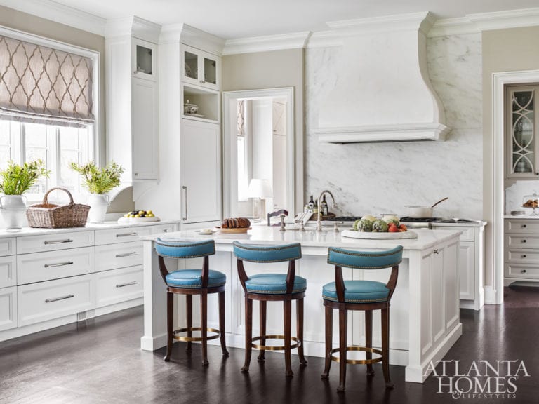 A Romantic French Style Home by Courtney Giles - The Glam Pad