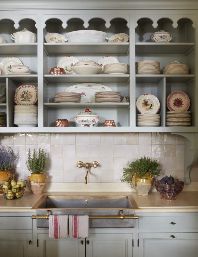 Provence Style: Decorating with French Country Flair - The Glam Pad