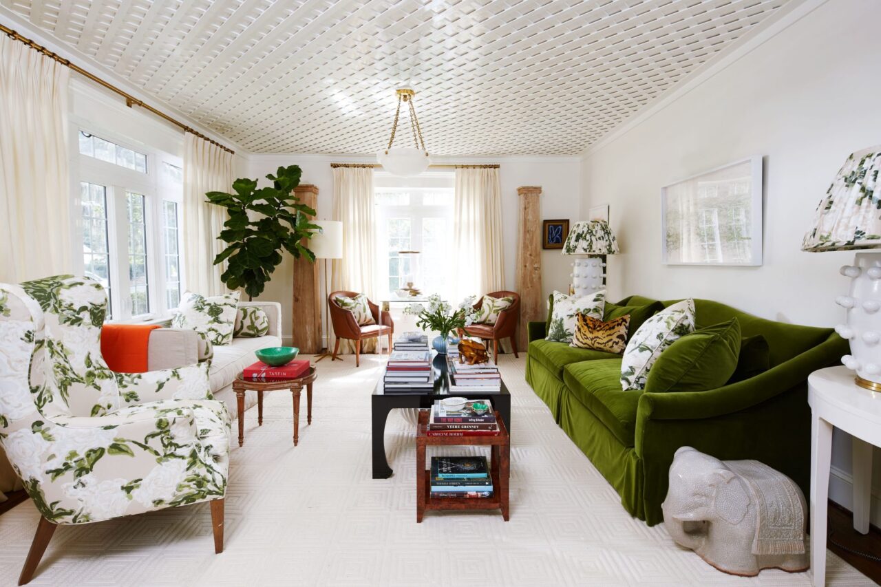 lattice-trellis-on-ceiling-lacquered-living-room-chintz - The Glam Pad