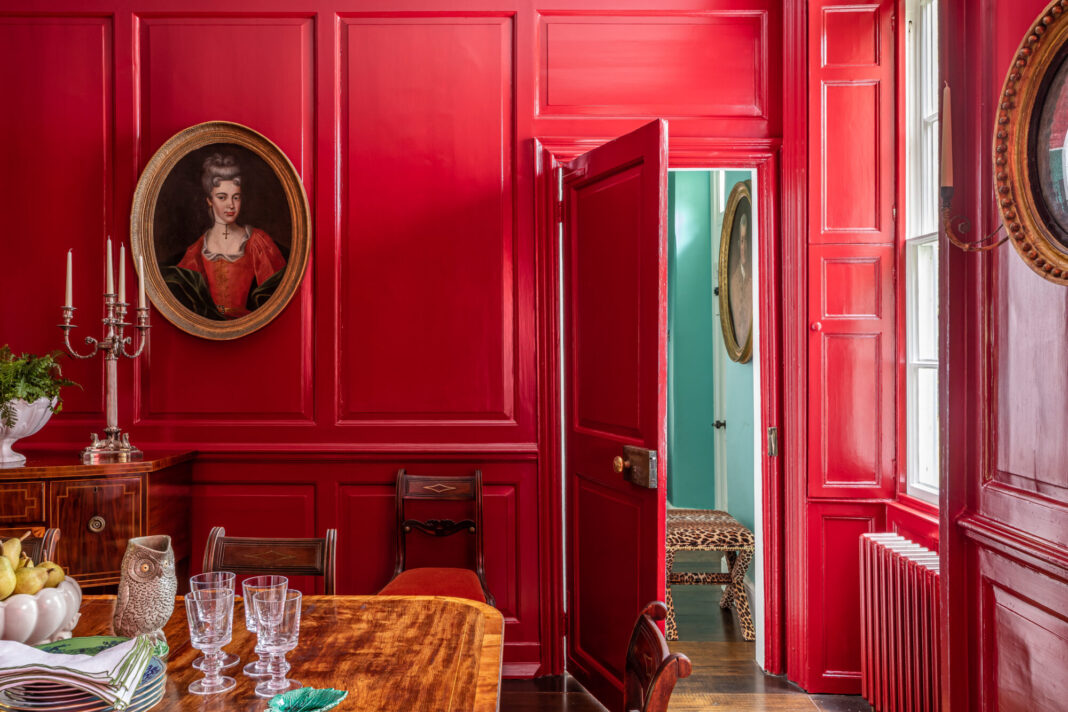 Samantha Todhunter’s 18th Century Oxfordshire Home - The Glam Pad
