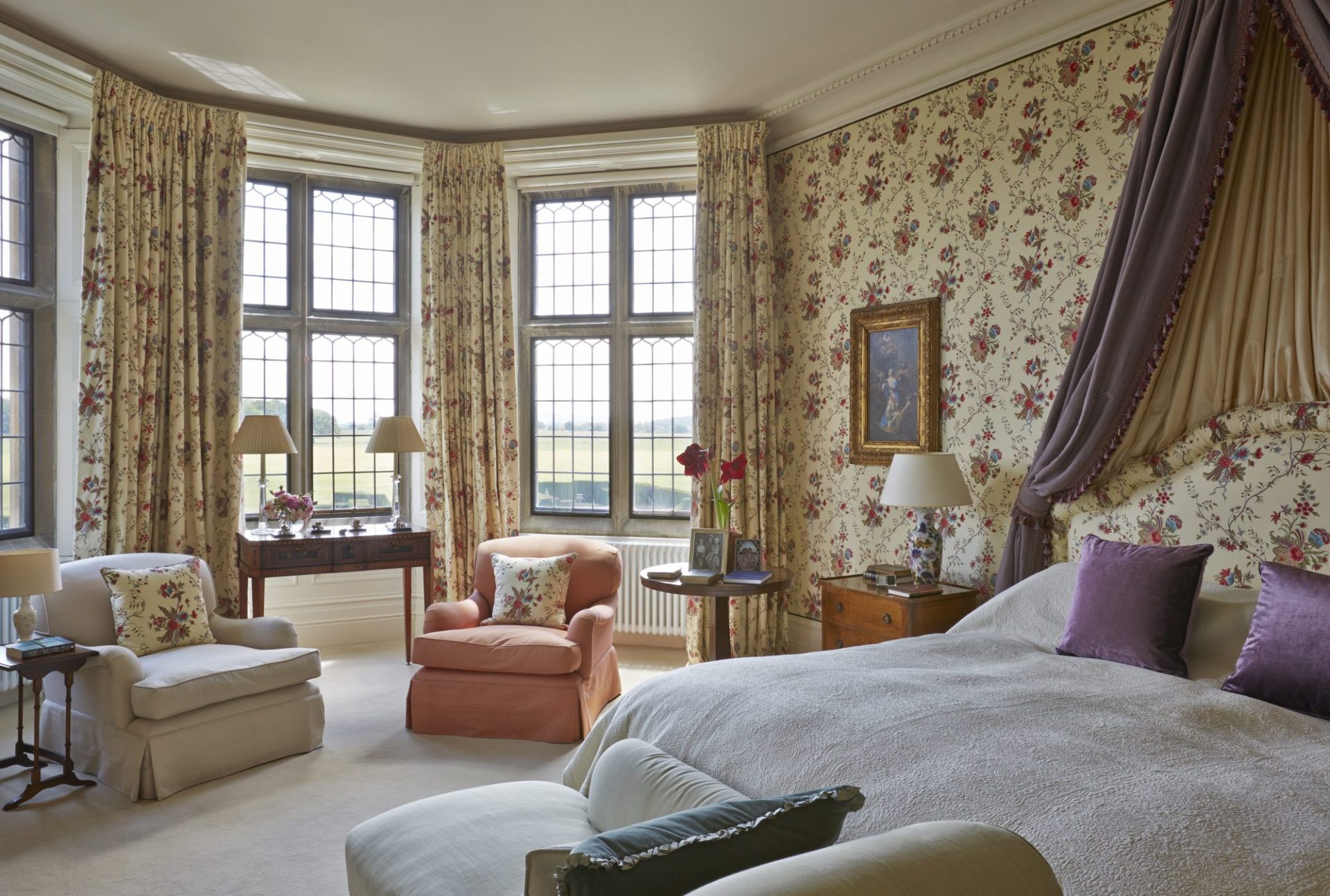 Modern English: Todhunter Earle Interiors - The Glam Pad