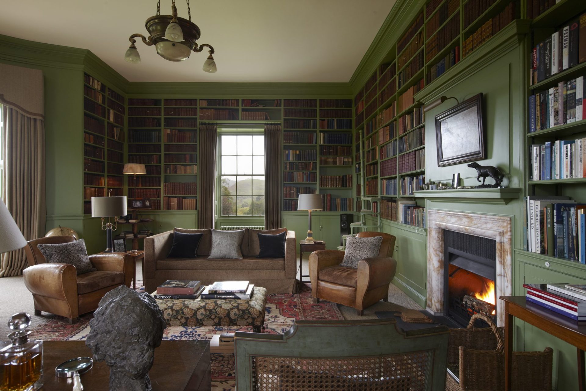 Modern English: Todhunter Earle Interiors - The Glam Pad