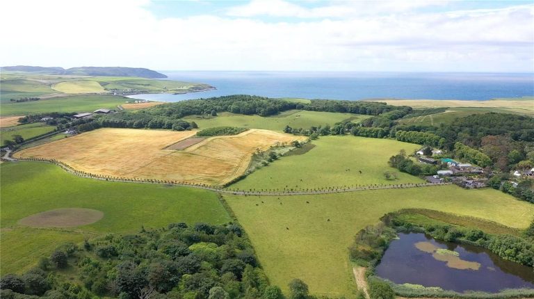 A Scottish Estate for Sale Includes an Aristocratic Title - The Glam Pad