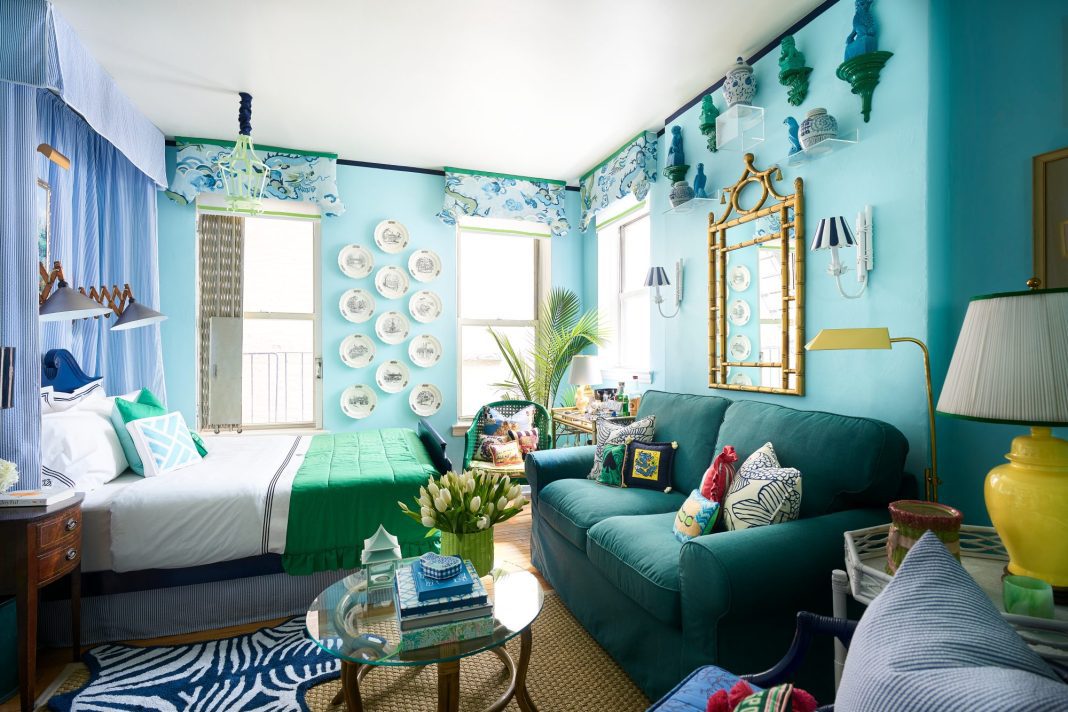 Designer Rudy Saunders' 375-Square-Foot NYC Apartment is Bursting with ...