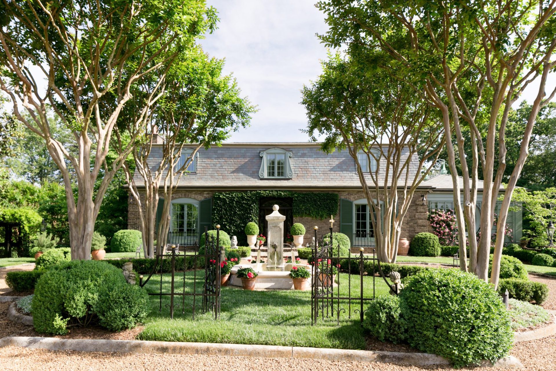 In the Garden with Designer Todd Richesin - The Glam Pad