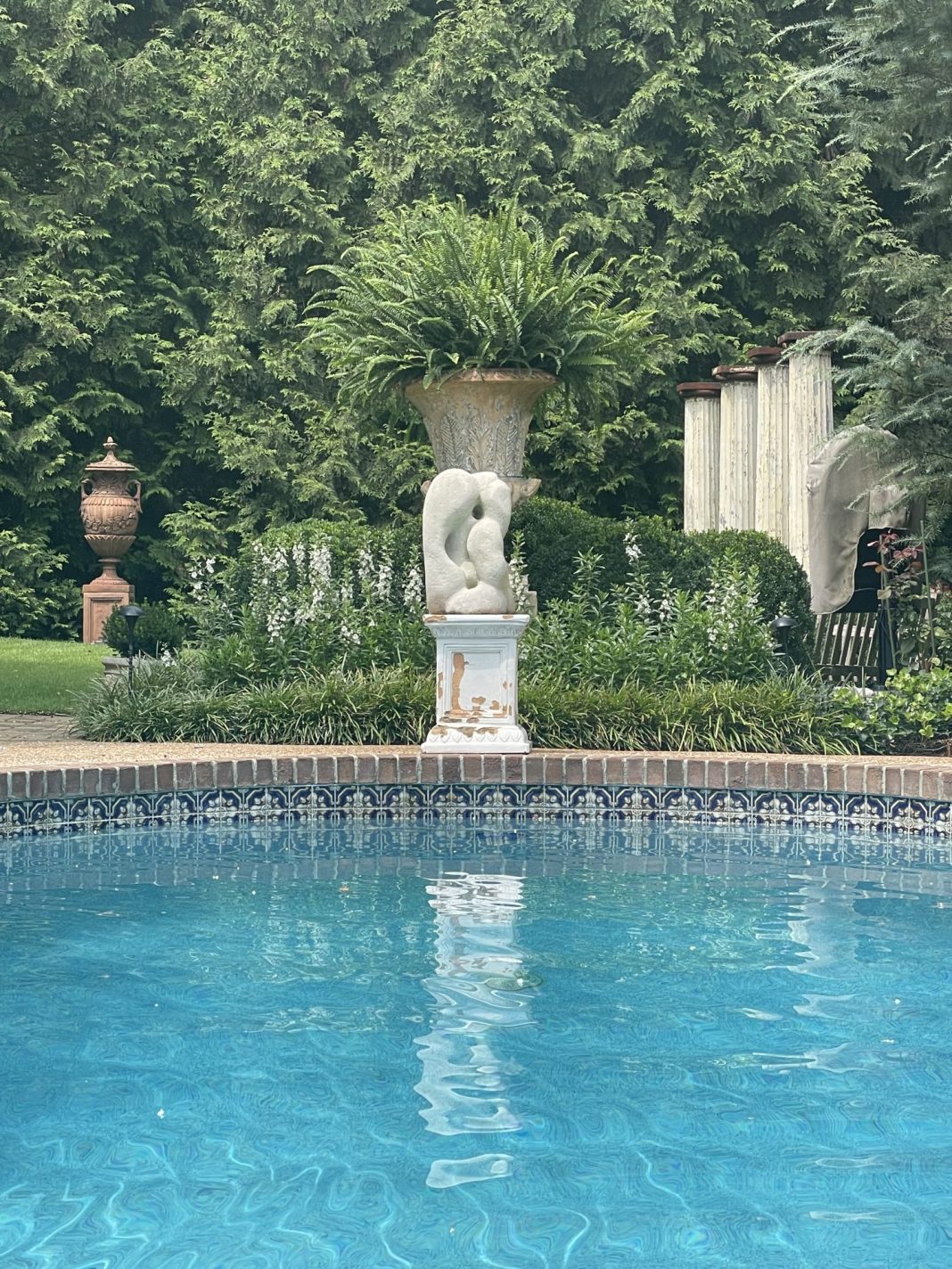 In the Garden with Designer Todd Richesin - The Glam Pad