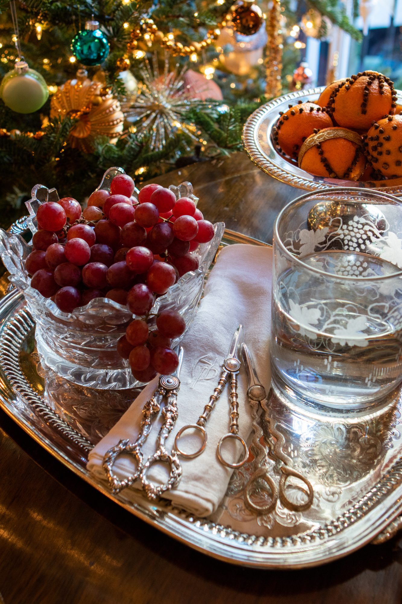 A Classical Shindig Christmas - The Glam Pad