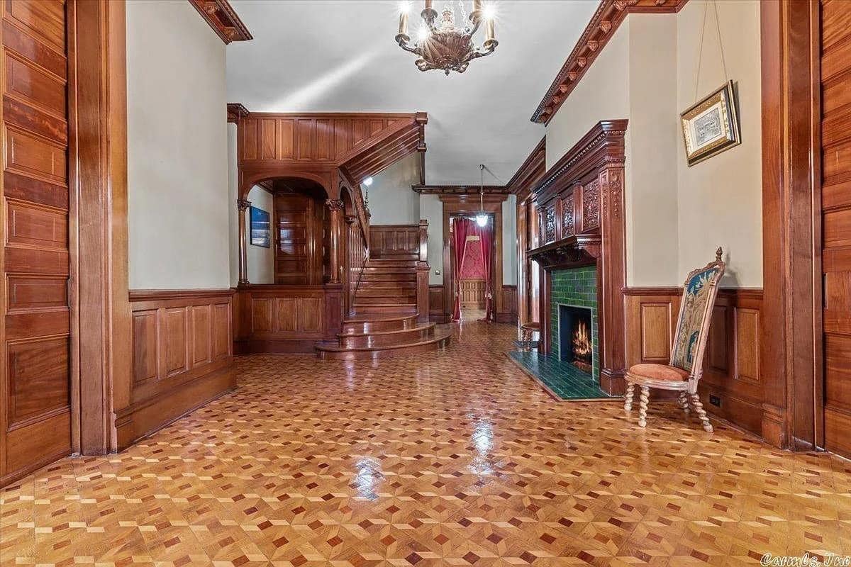 Real Estate Round Up: A Turn of The Century Gem, Turville Grange, and ...