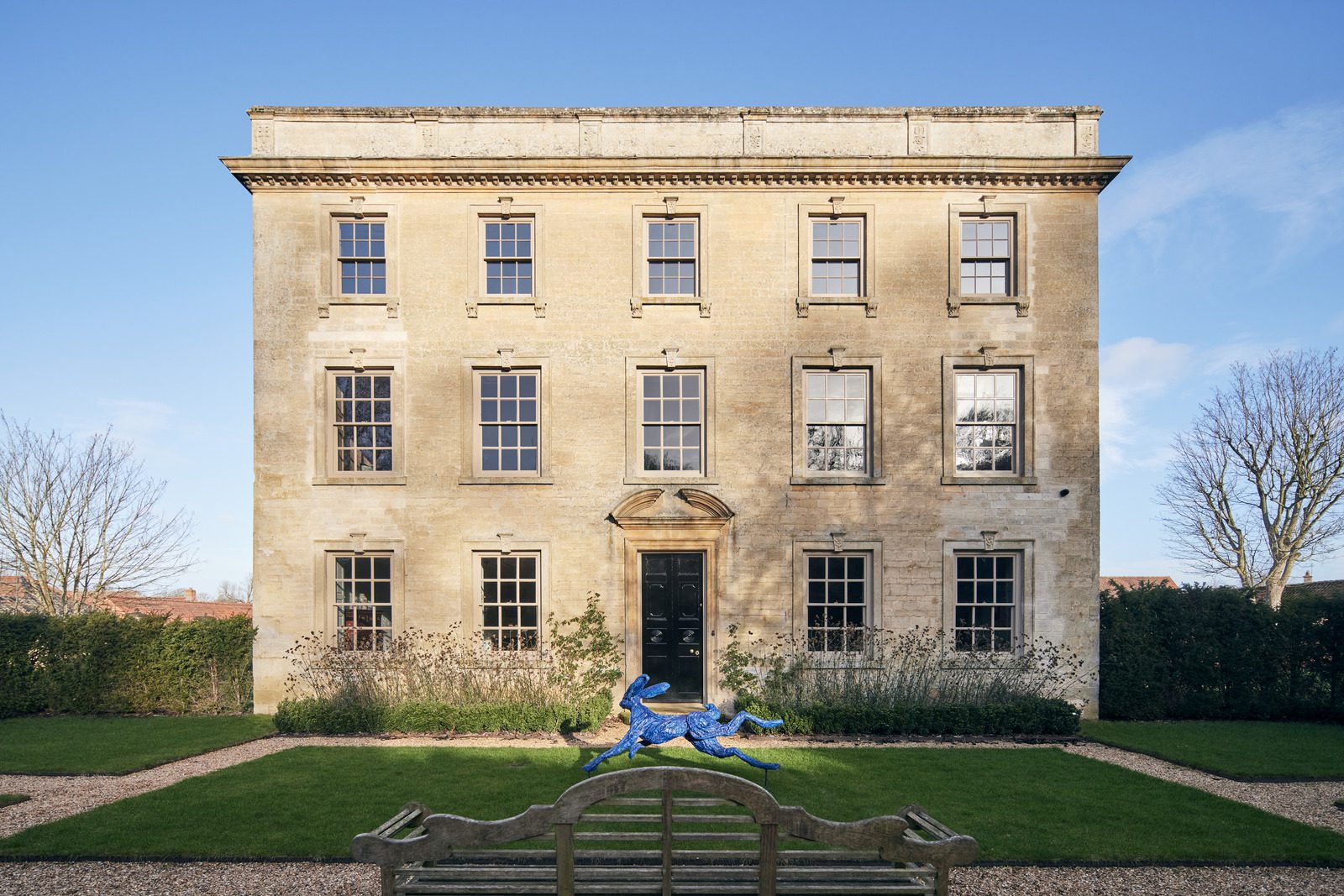 On The Market: 17th Century Newton House - The Glam Pad