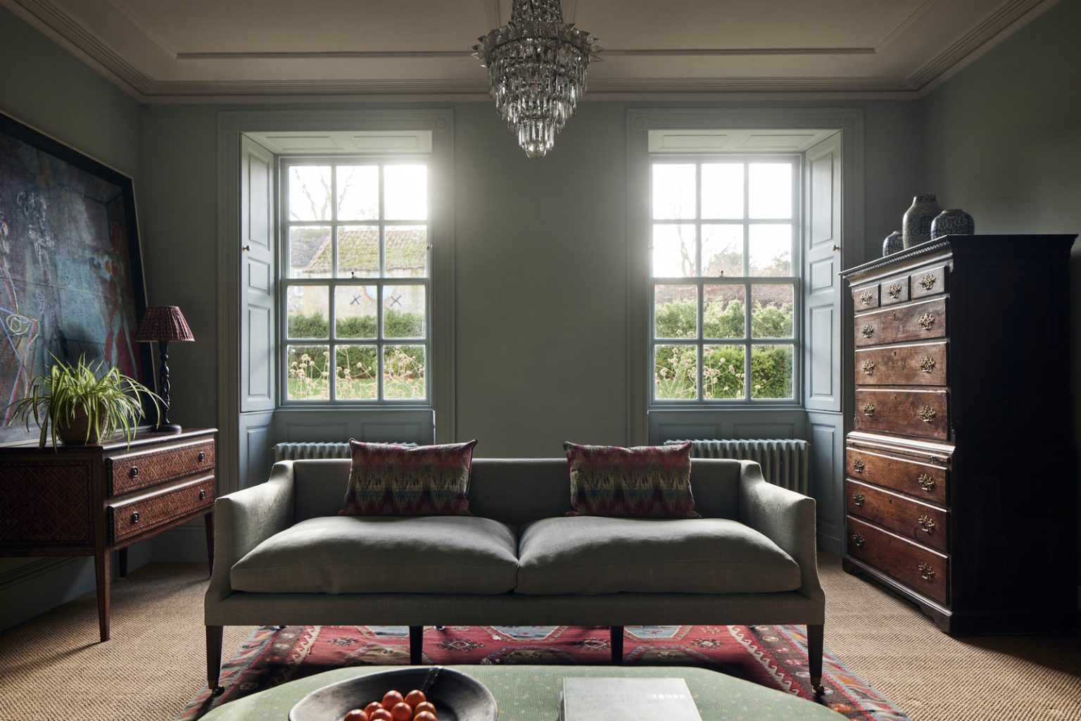 On The Market: 17th Century Newton House - The Glam Pad