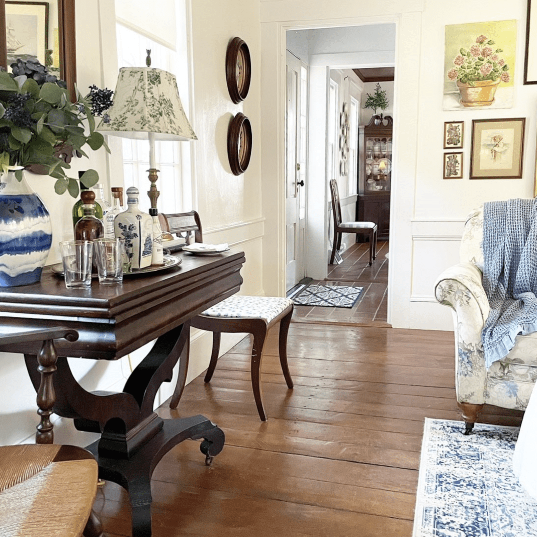 Cozy Cape Cod Charm - The Glam Pad