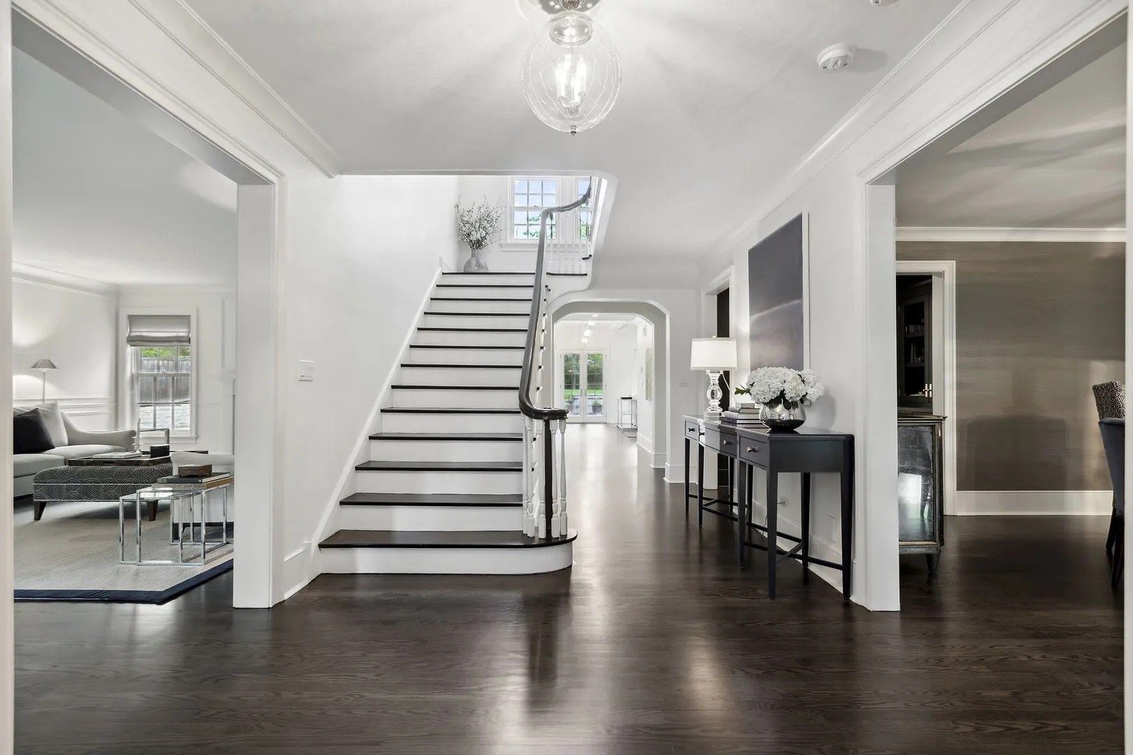 The Iconic "Home Alone" House Is for Sale! - The Glam Pad