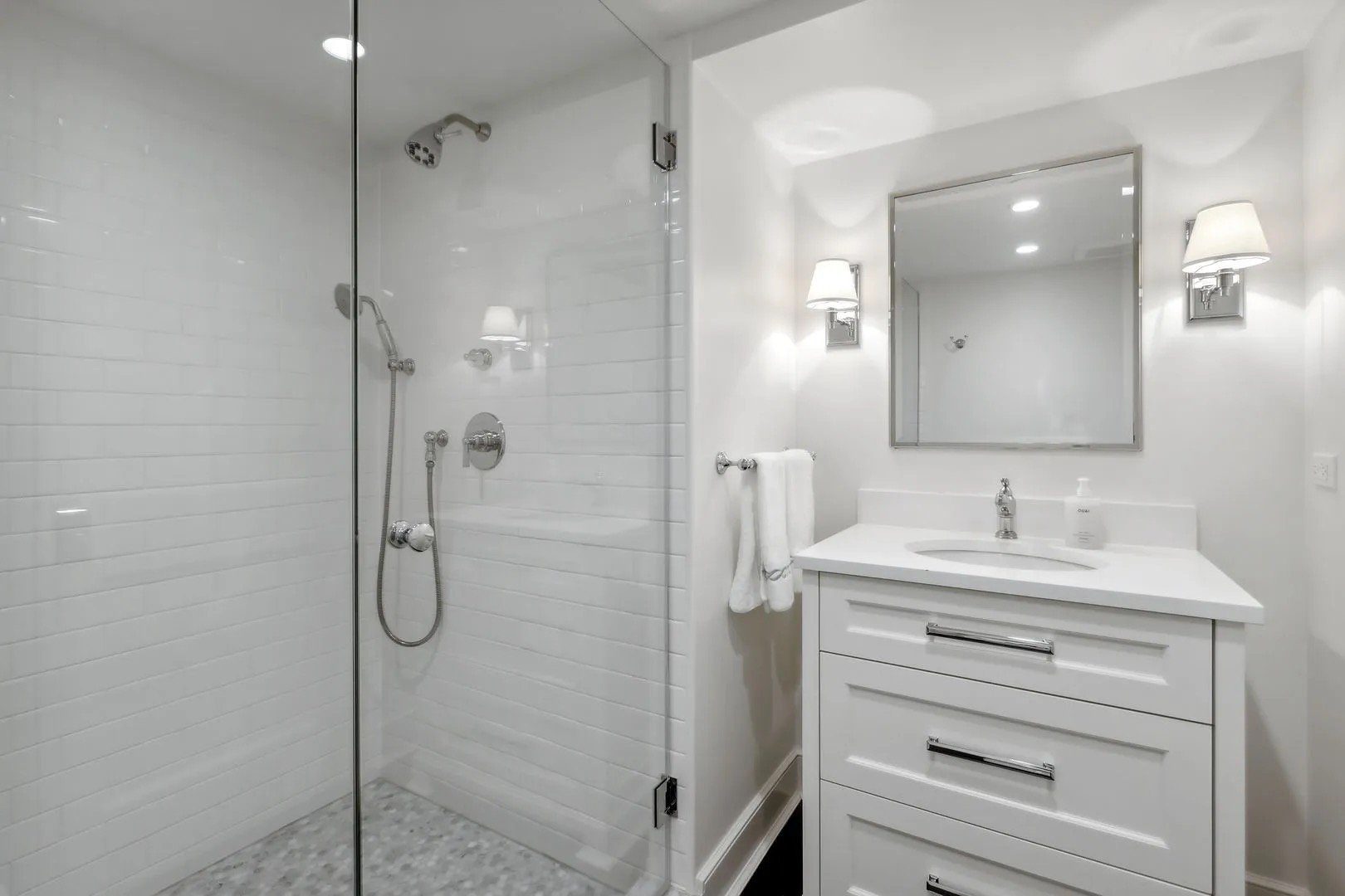 671-Lincoln-Ave-home-alone-house-for-sale-mls-53 - The Glam Pad