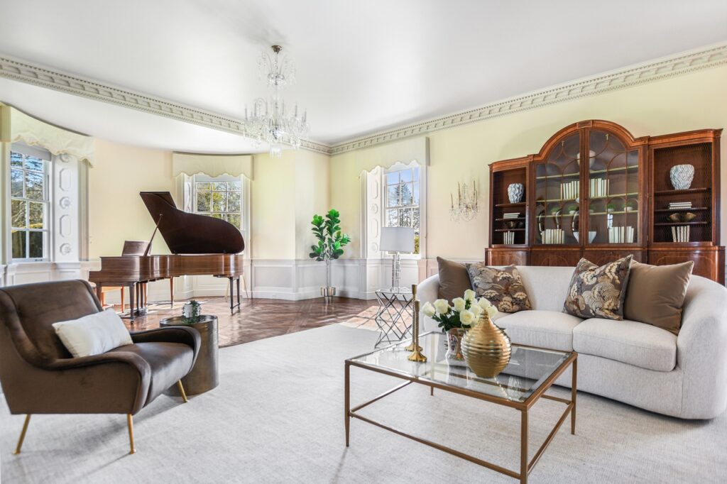 An Architecturally Significant David Adler Country House for Sale - The ...