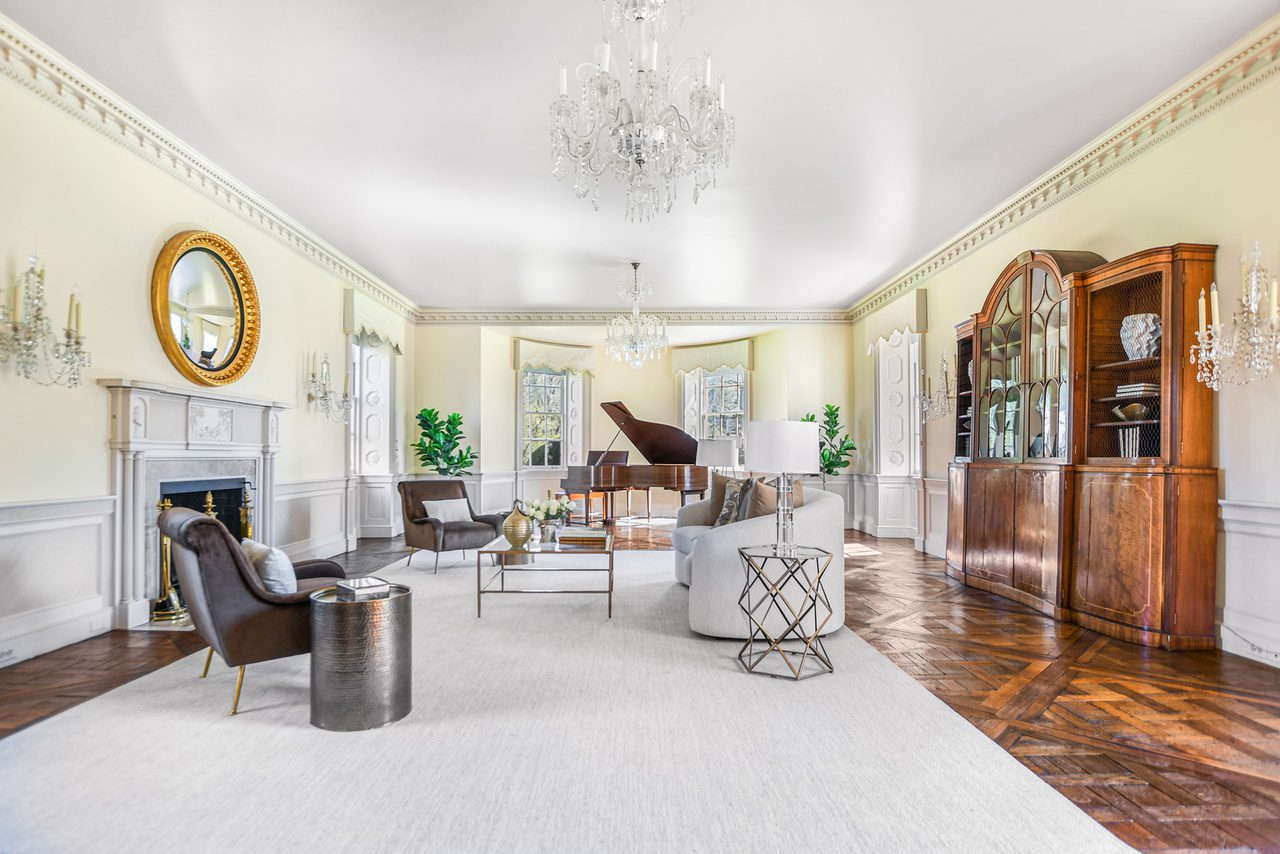 An Architecturally Significant David Adler Country House for Sale - The ...
