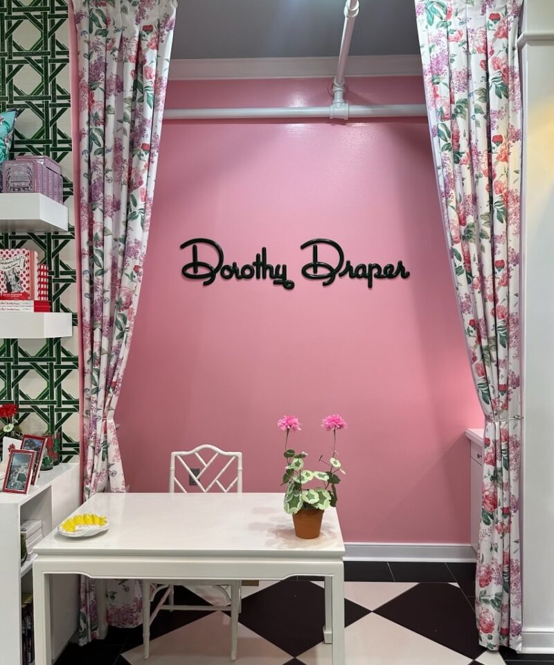 Morris & Co for Piglet in Bed, Dorothy Draper Home on Mackinac Island ...