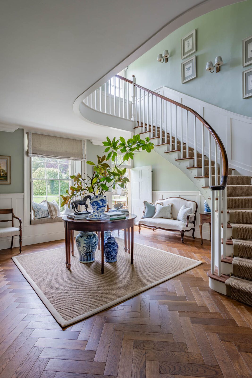A Stately Manor House in Gloucestershire by Sean Symington - The Glam Pad