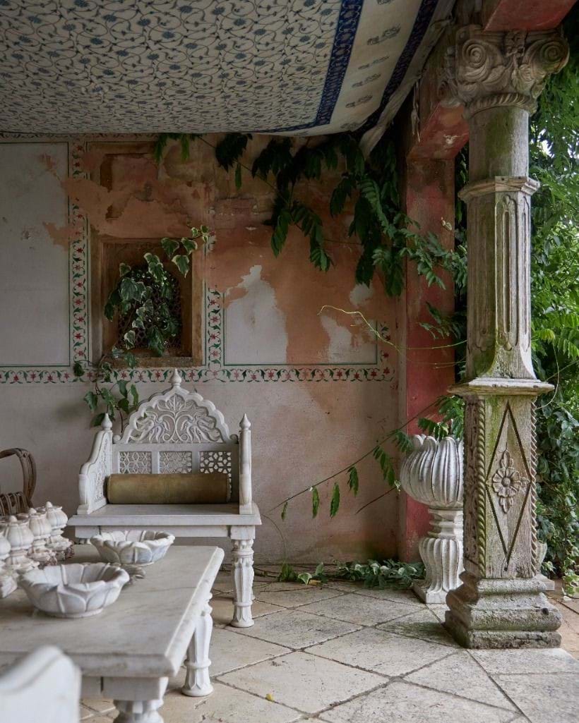 London Design Week, the Collection of Philip Astley-Jones, and Easter ...