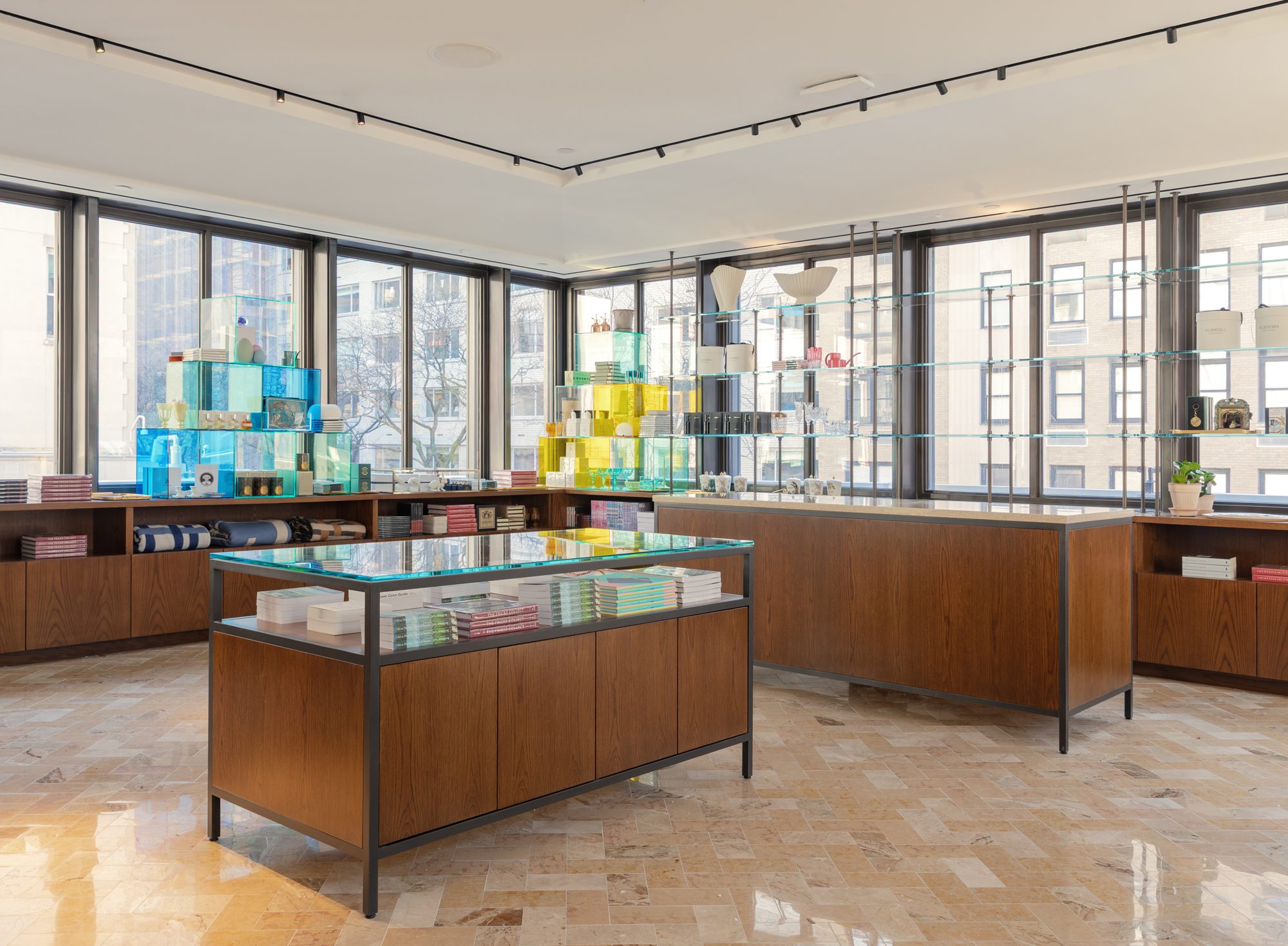 38 - Museum Shop - The Glam Pad
