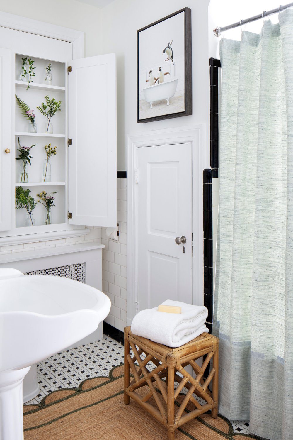 High Style and Low Ceilings in a Century-Old Cape Cod - The Glam Pad