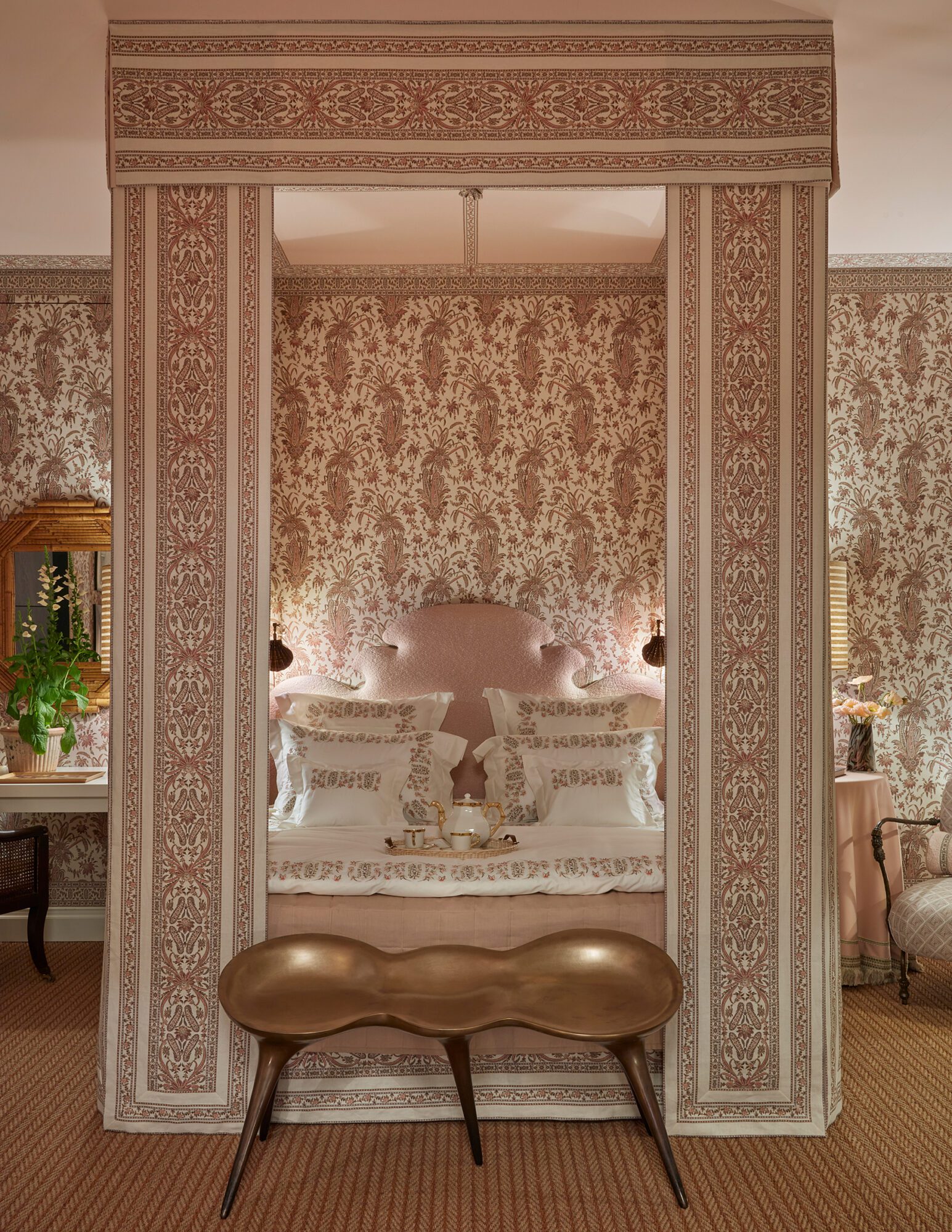WOWhouse 2025 Casa Branca Bedroom by Alessandra Branca Photo James ...